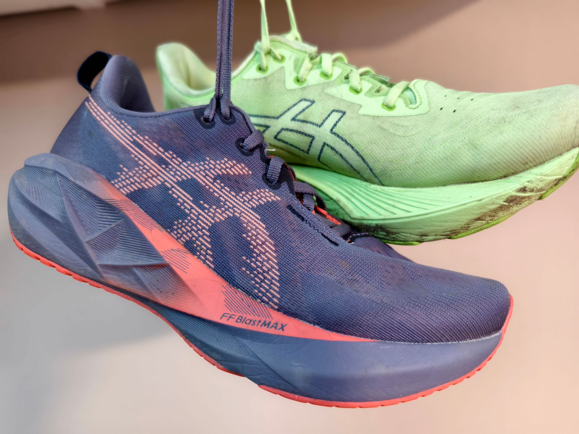 ASICS NovaBlast 5 - nejen upgrade